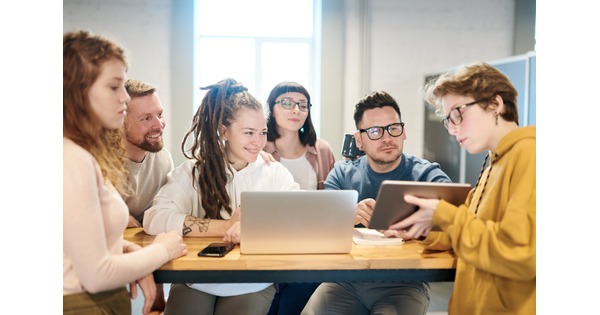 3 Ways to Help Introverts Shine in an Extrovert-Leaning Workplace ...